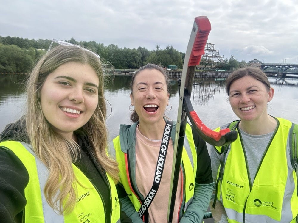 Colleges’ mighty effort to make Time for Tees! | Neta Training Group